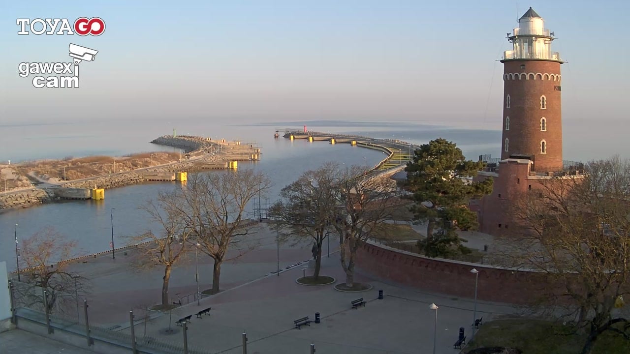 Kamera na żywo - Kołobrzeg Port i Latarnia Morska | LookCam